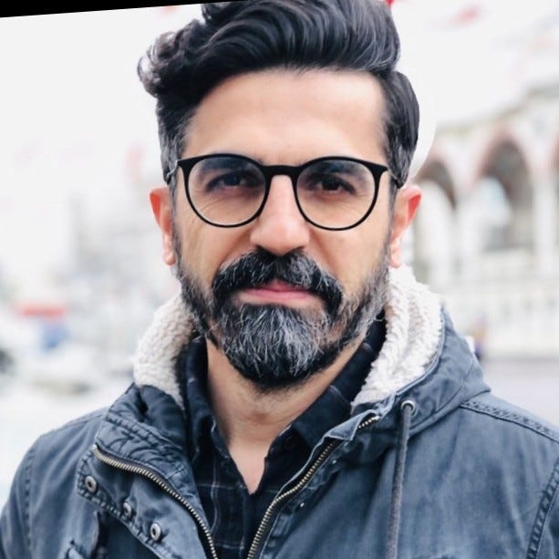 Safak Bilir – Medium