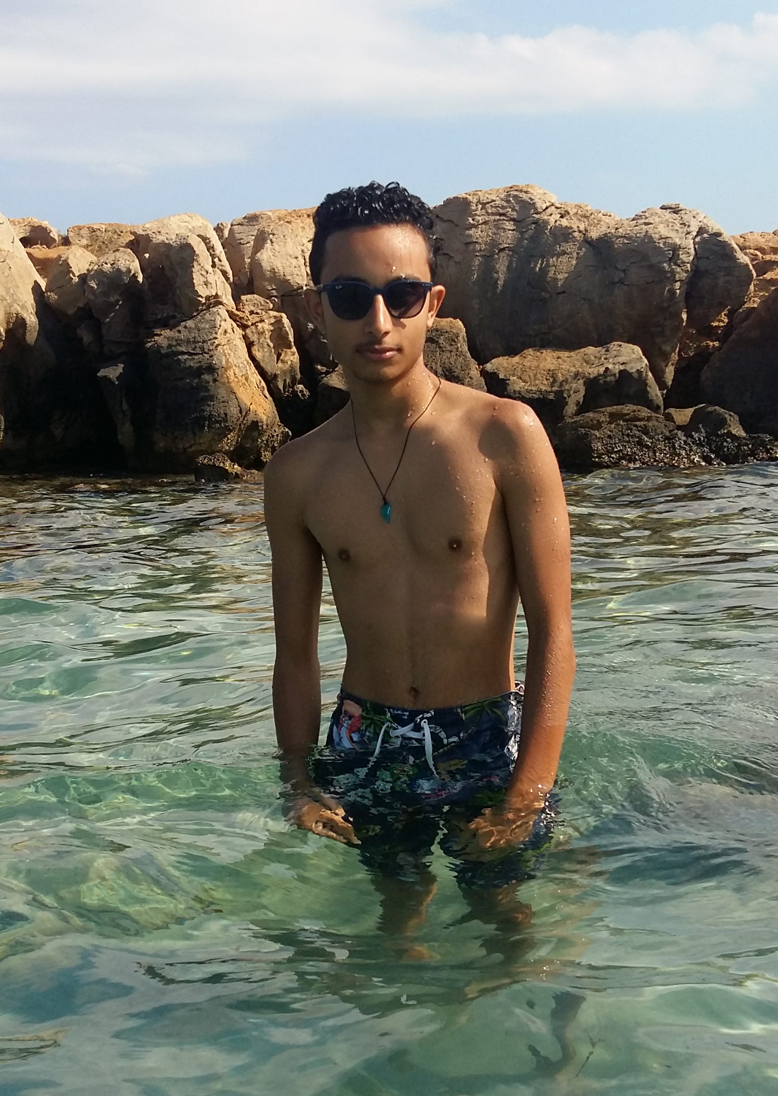 Haroon – Medium