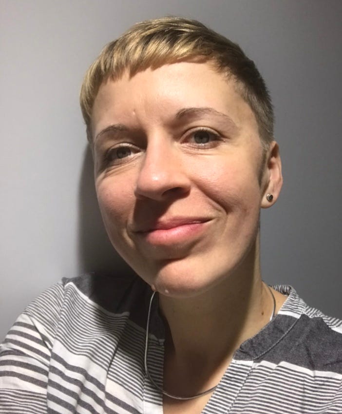 Monika Zbrozek – Medium