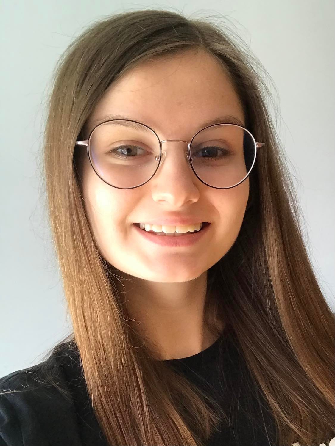 Wiktoria Salamon-Lewandowicz – Medium