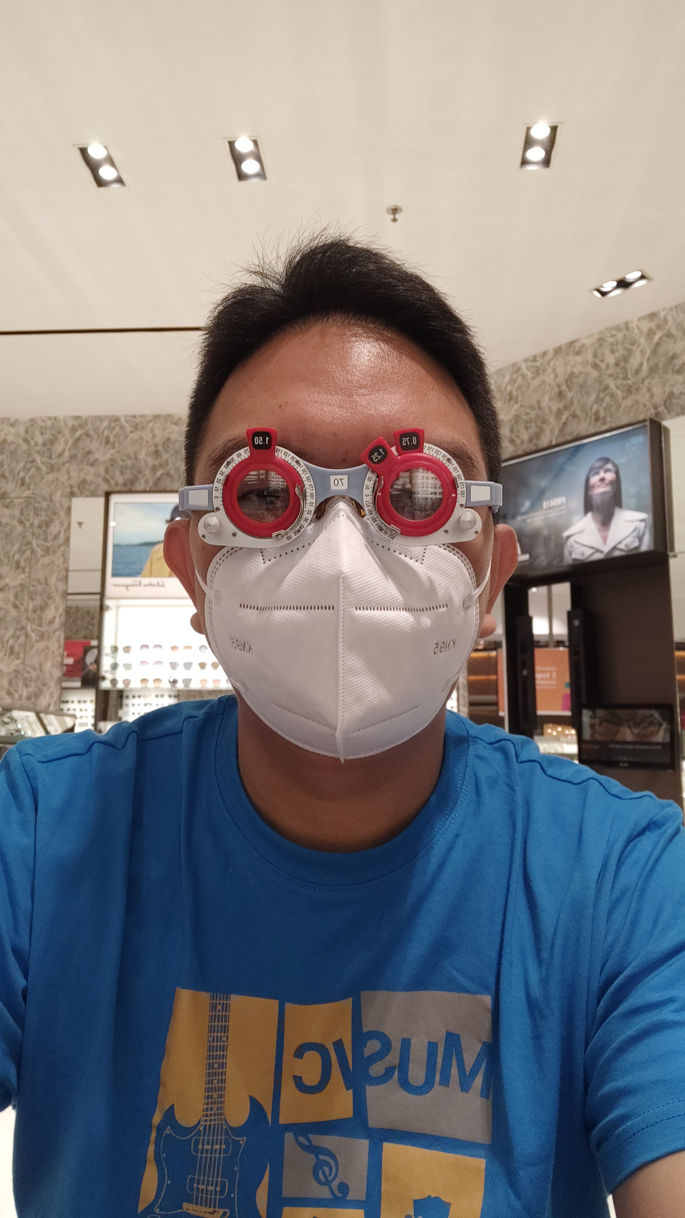Eka Singgih – Medium