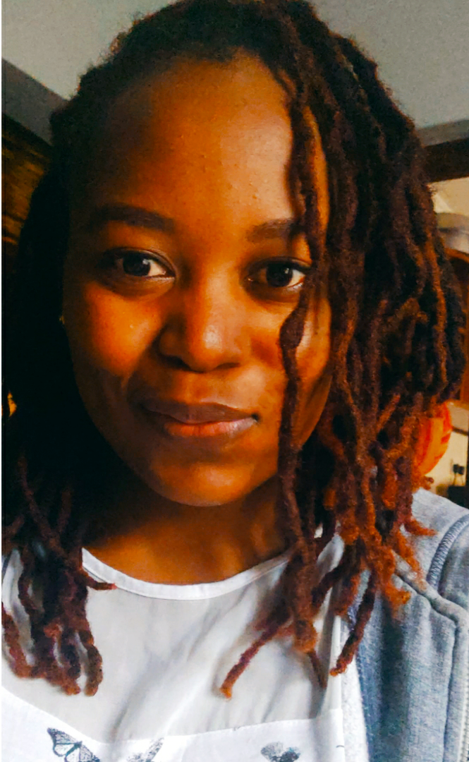 Mweka Amunga – Medium
