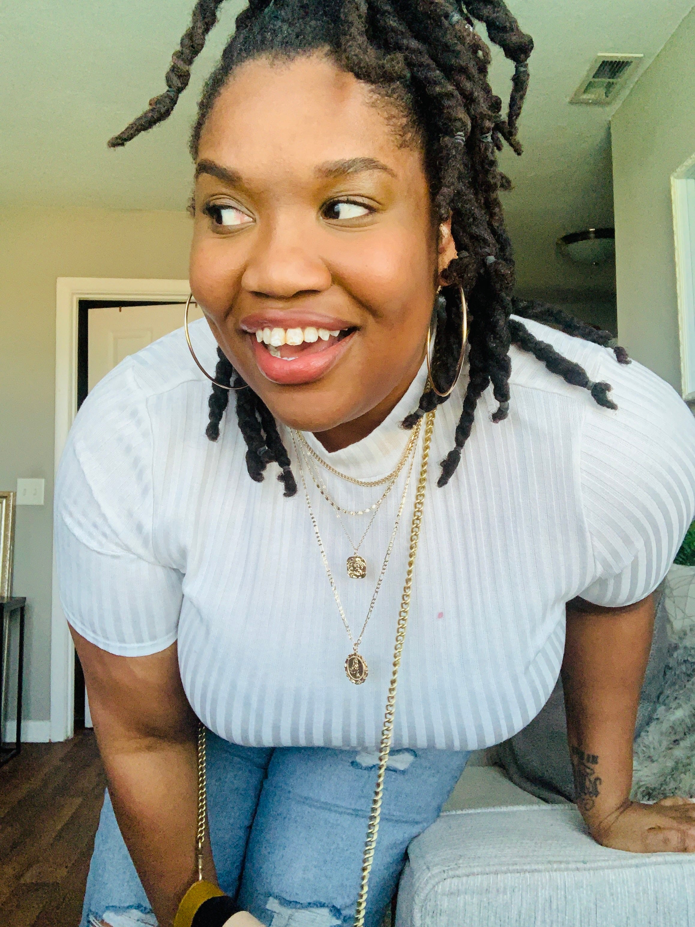 Dani Glows – Medium