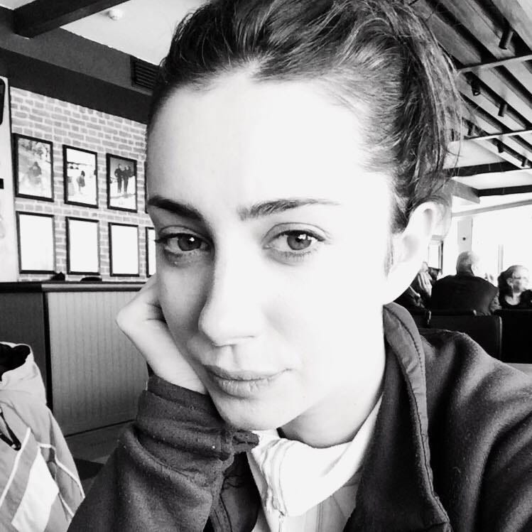 Miray Saygı – Medium