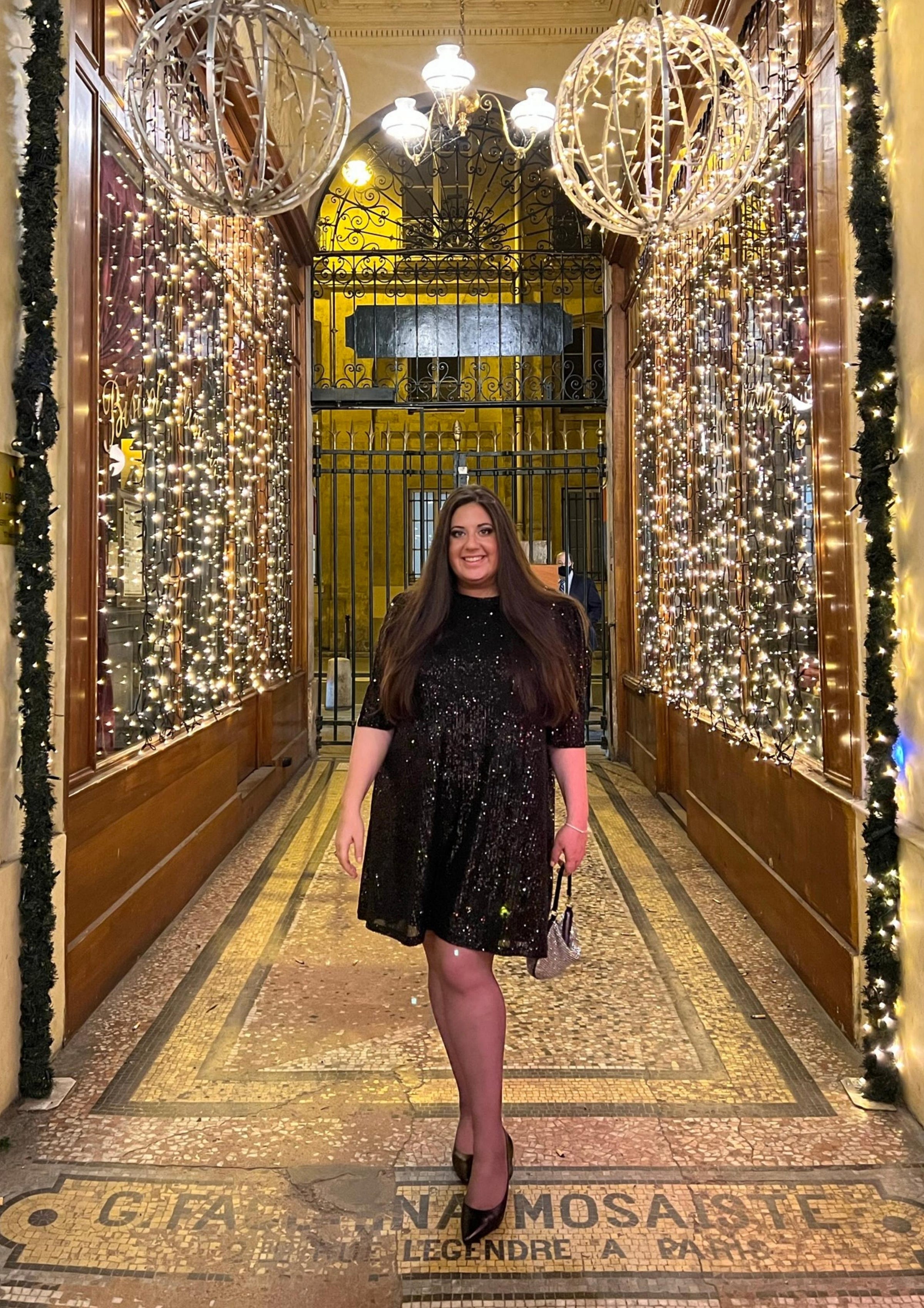 Dara Senders – Medium