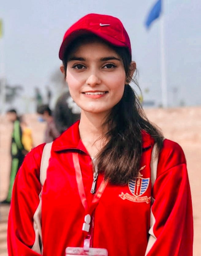 Amara Gull – Medium