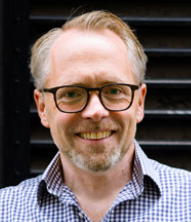 Chris Grannell – Medium