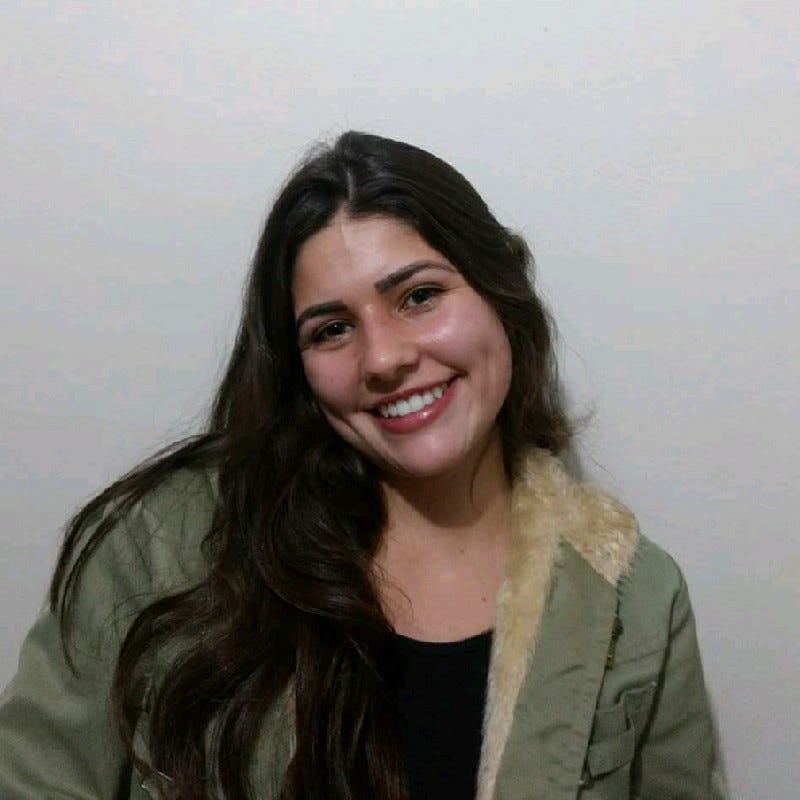 Ana Gabriela – Medium