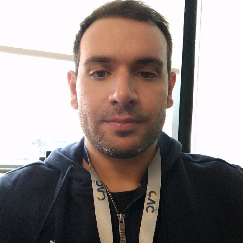 Anderson Leoni – Medium