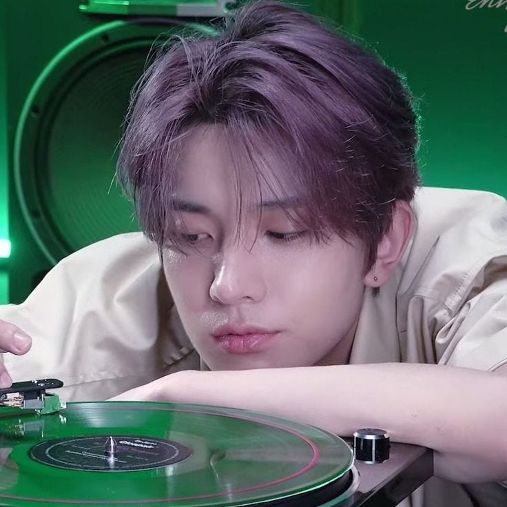 Benzario Ethan. – Medium