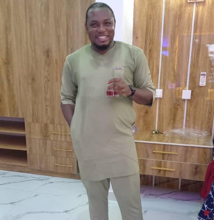 Henry Onyeka – Medium