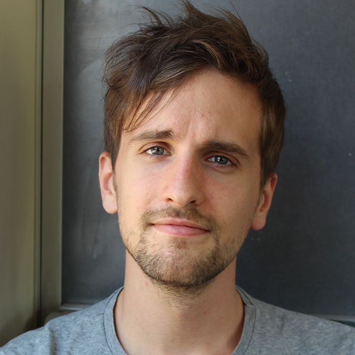 Vlad Tamas – Medium