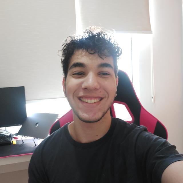 Fernando Rodrigues – Medium