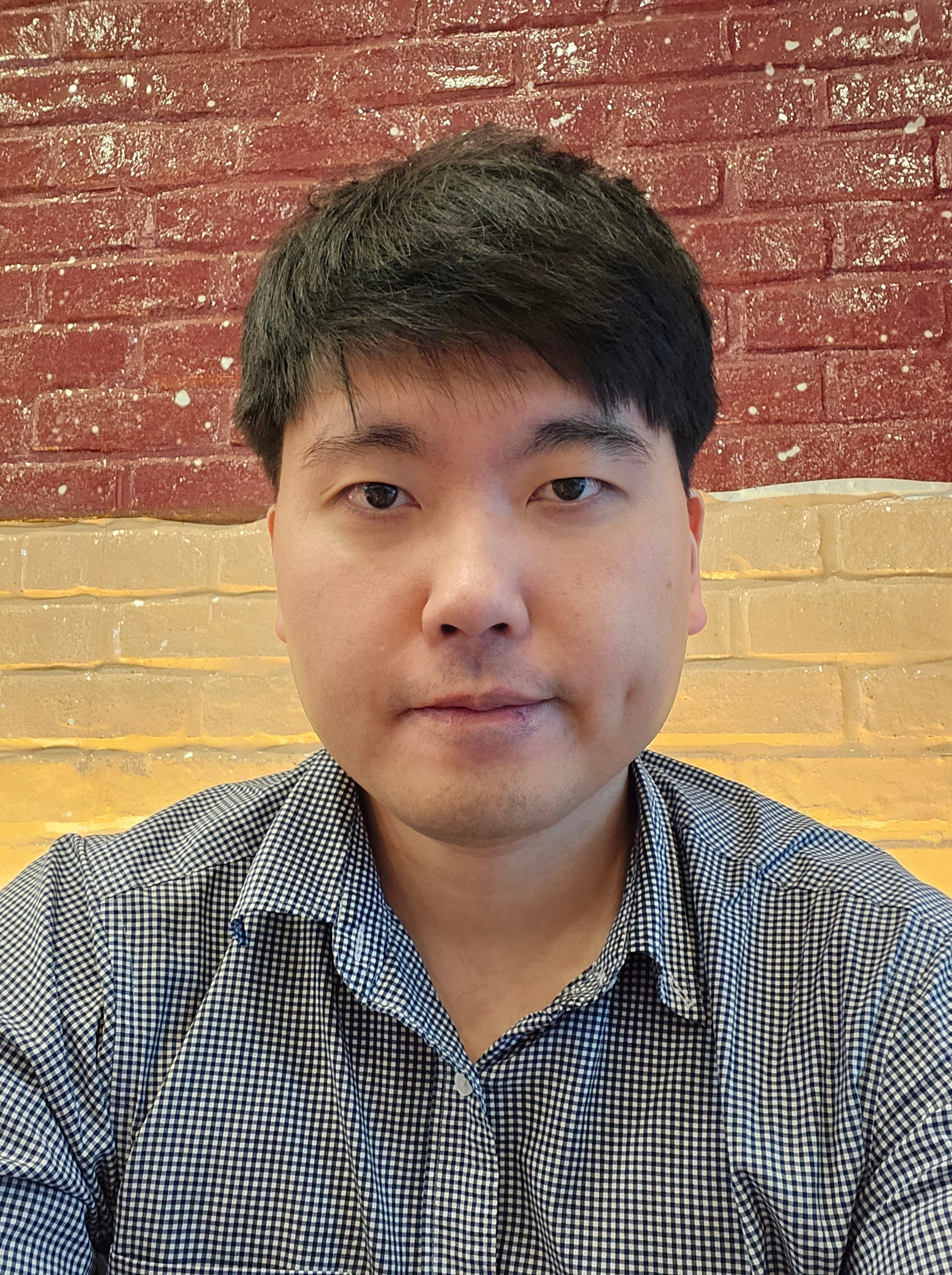 Ethan June – Medium