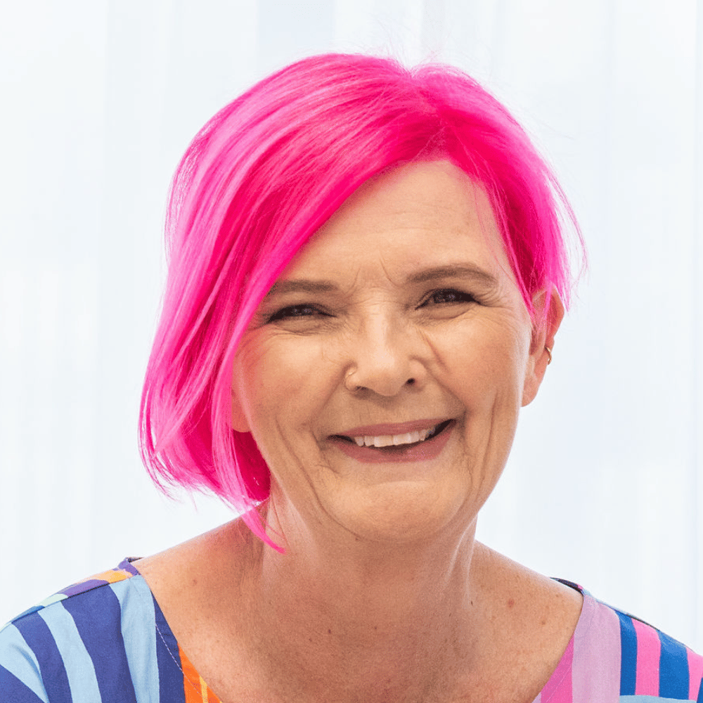 Cath Hakanson – Medium