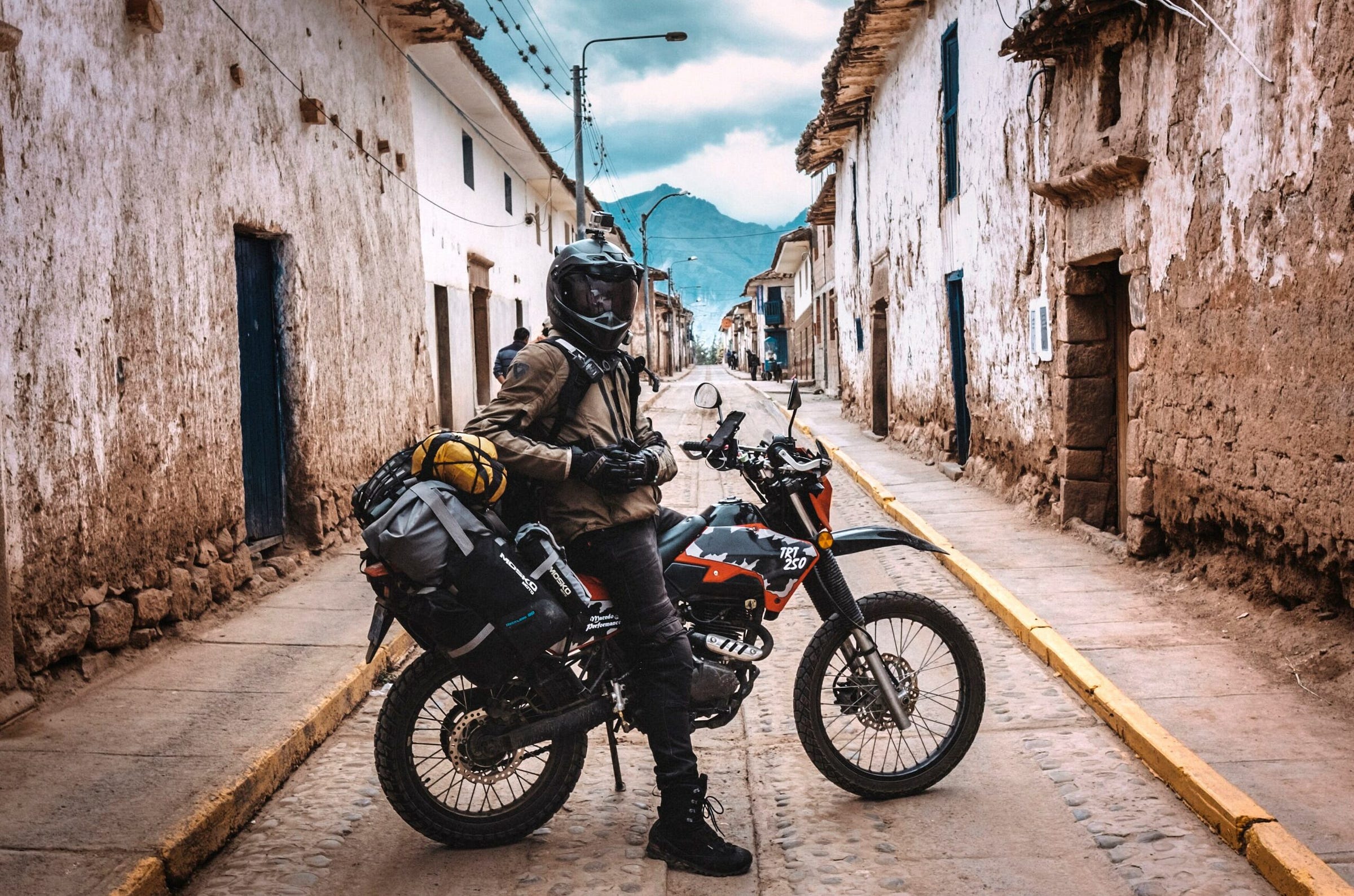 Voyage Moto Magazine – Medium