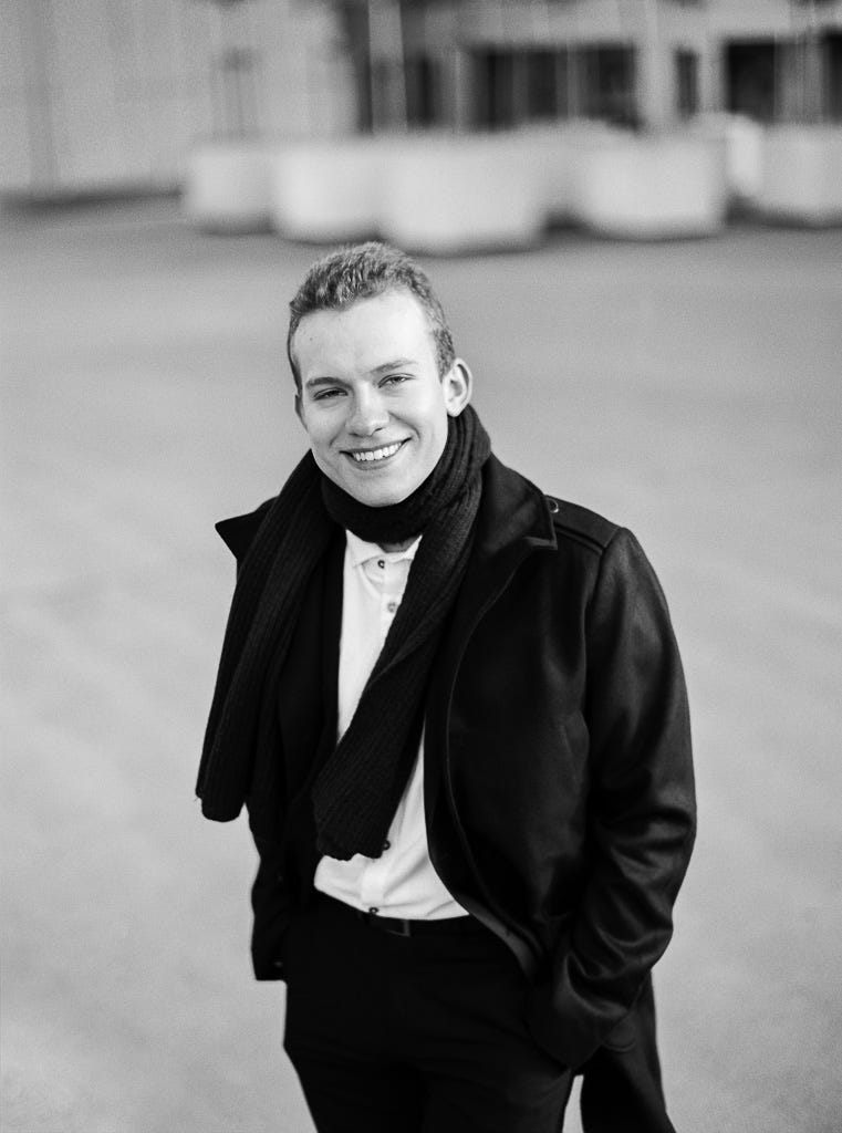 Jonathan Stark – Medium
