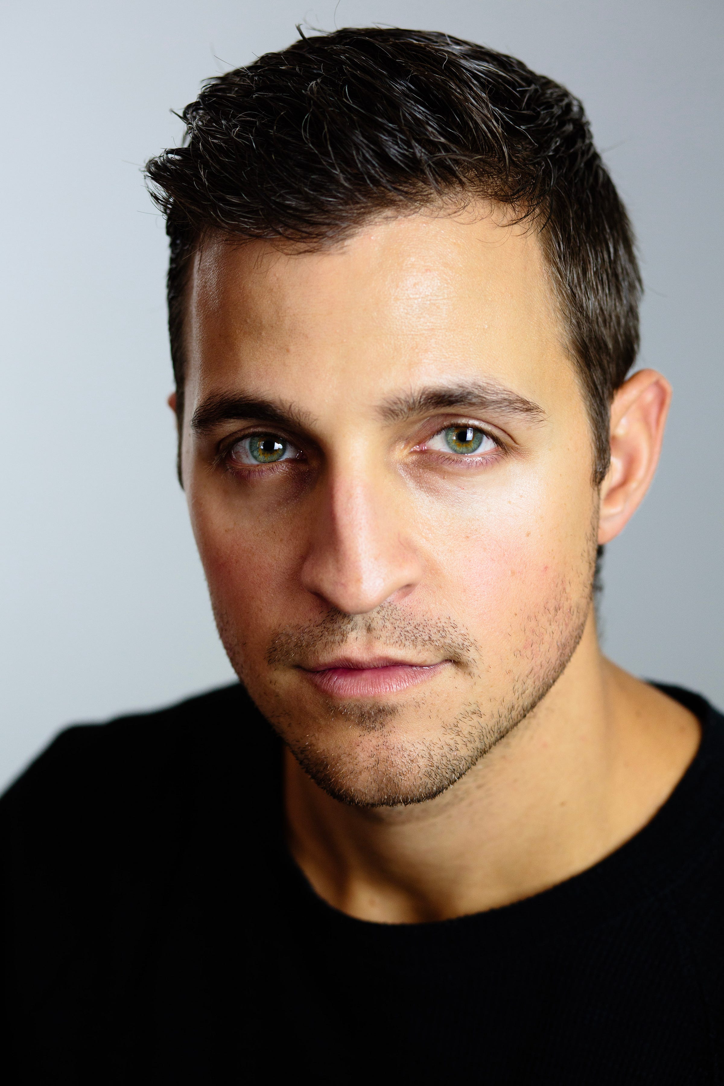 Joey Ariemma – Medium