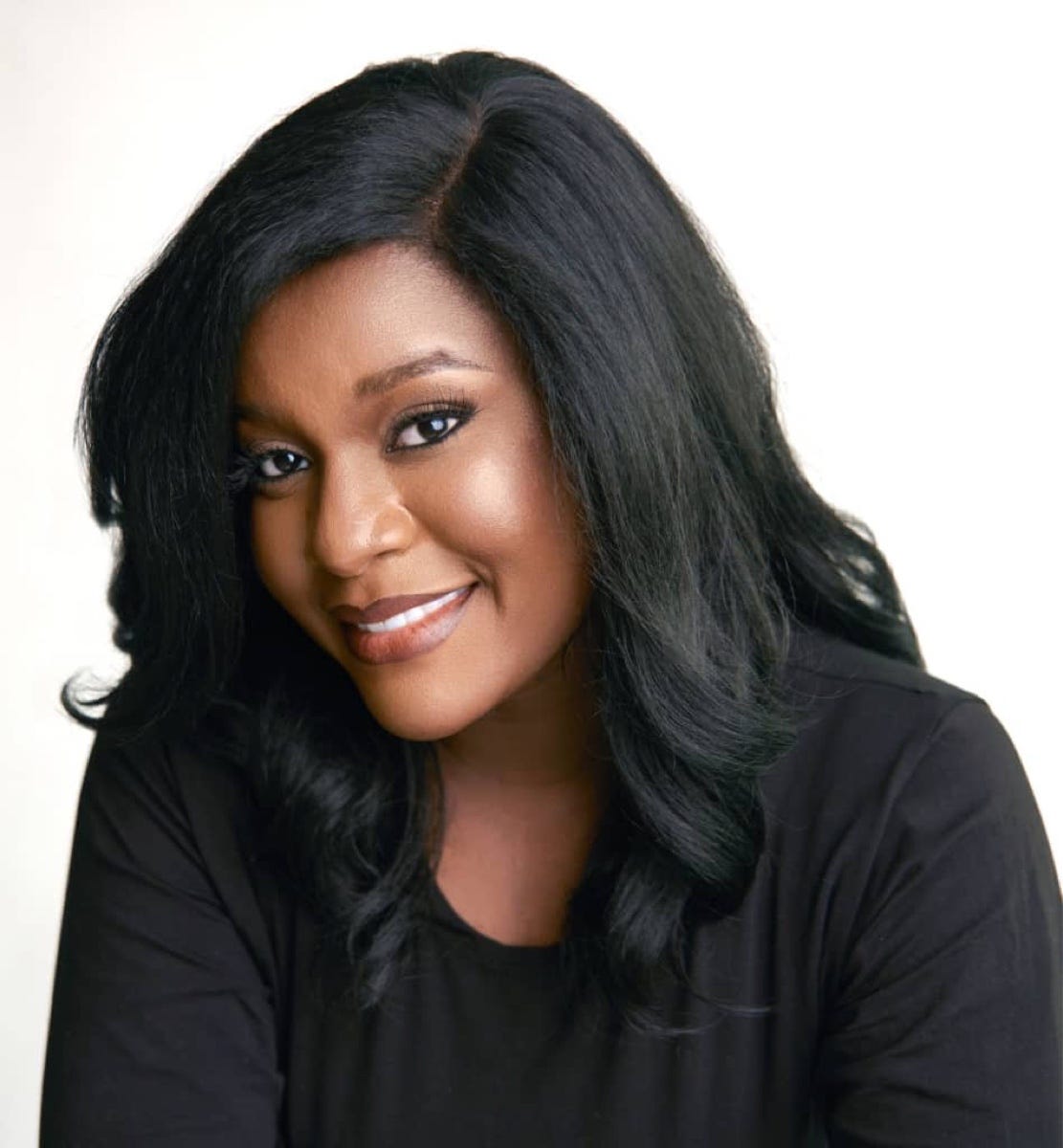 Laura Michael-Philips – Medium