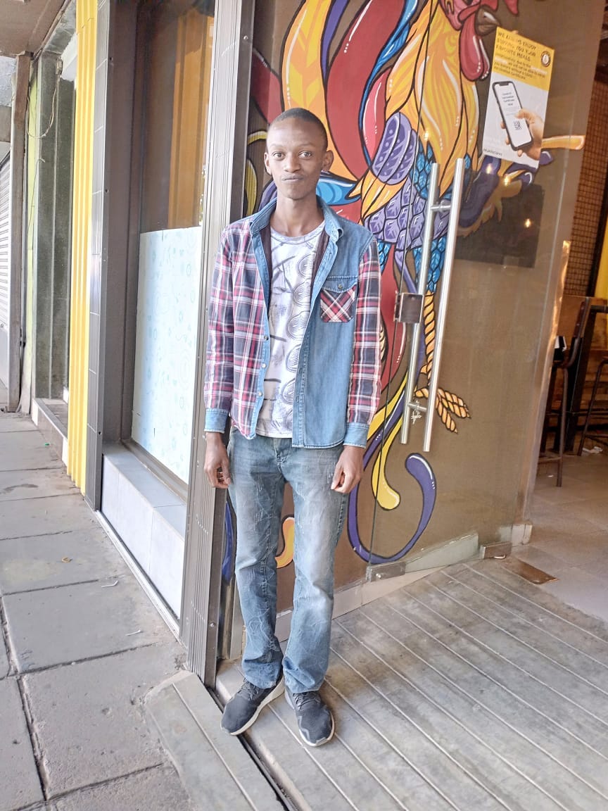 Ian Leboo – Medium