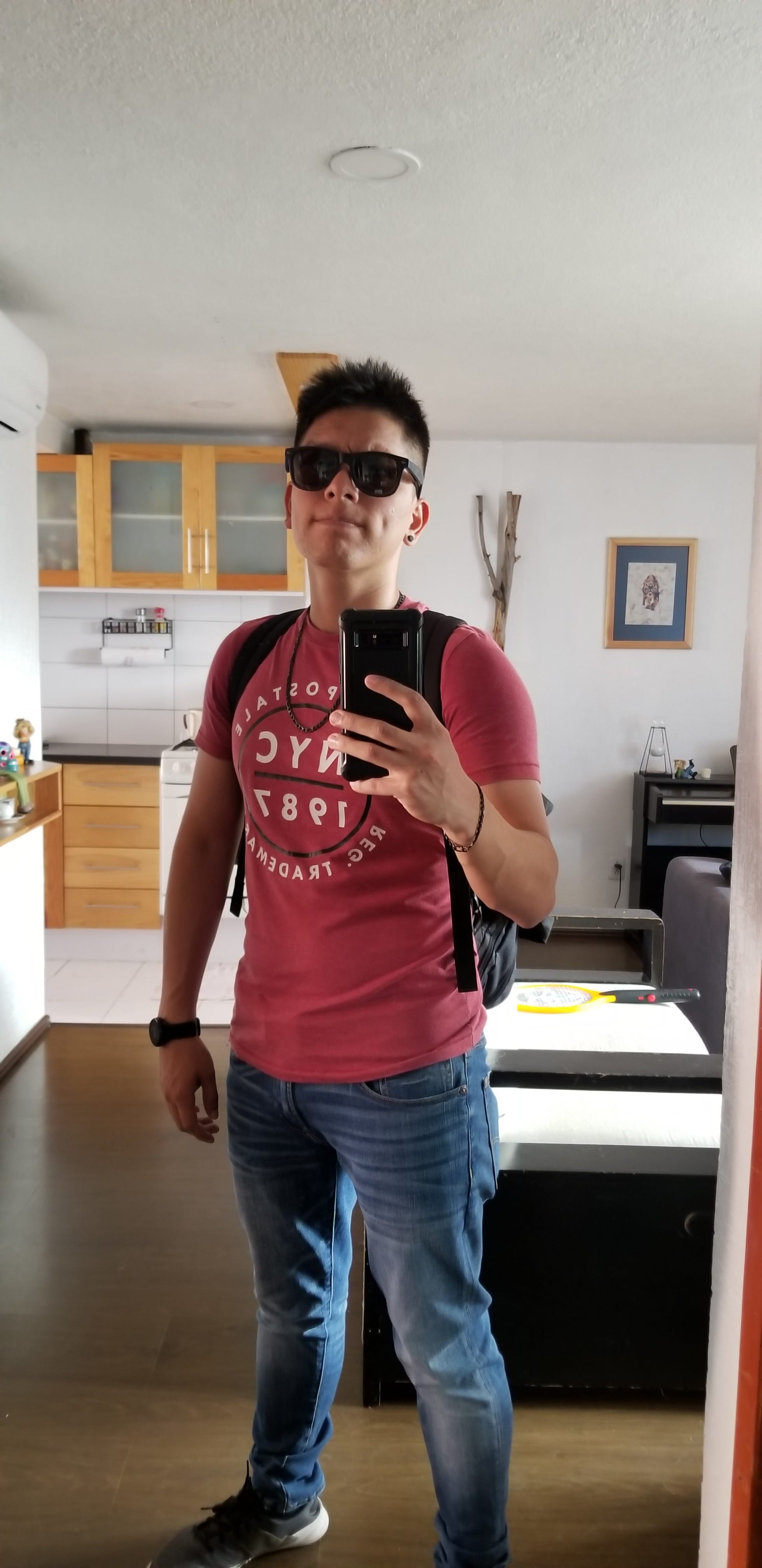 Luis Mauricio E. Vázquez – Medium