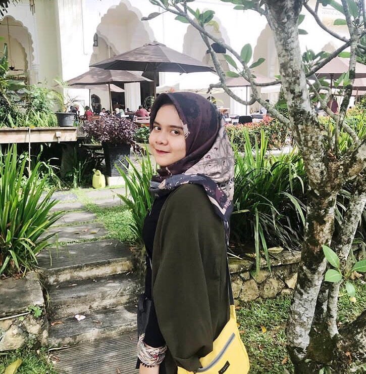 Edly Tsara Nabilah – Medium