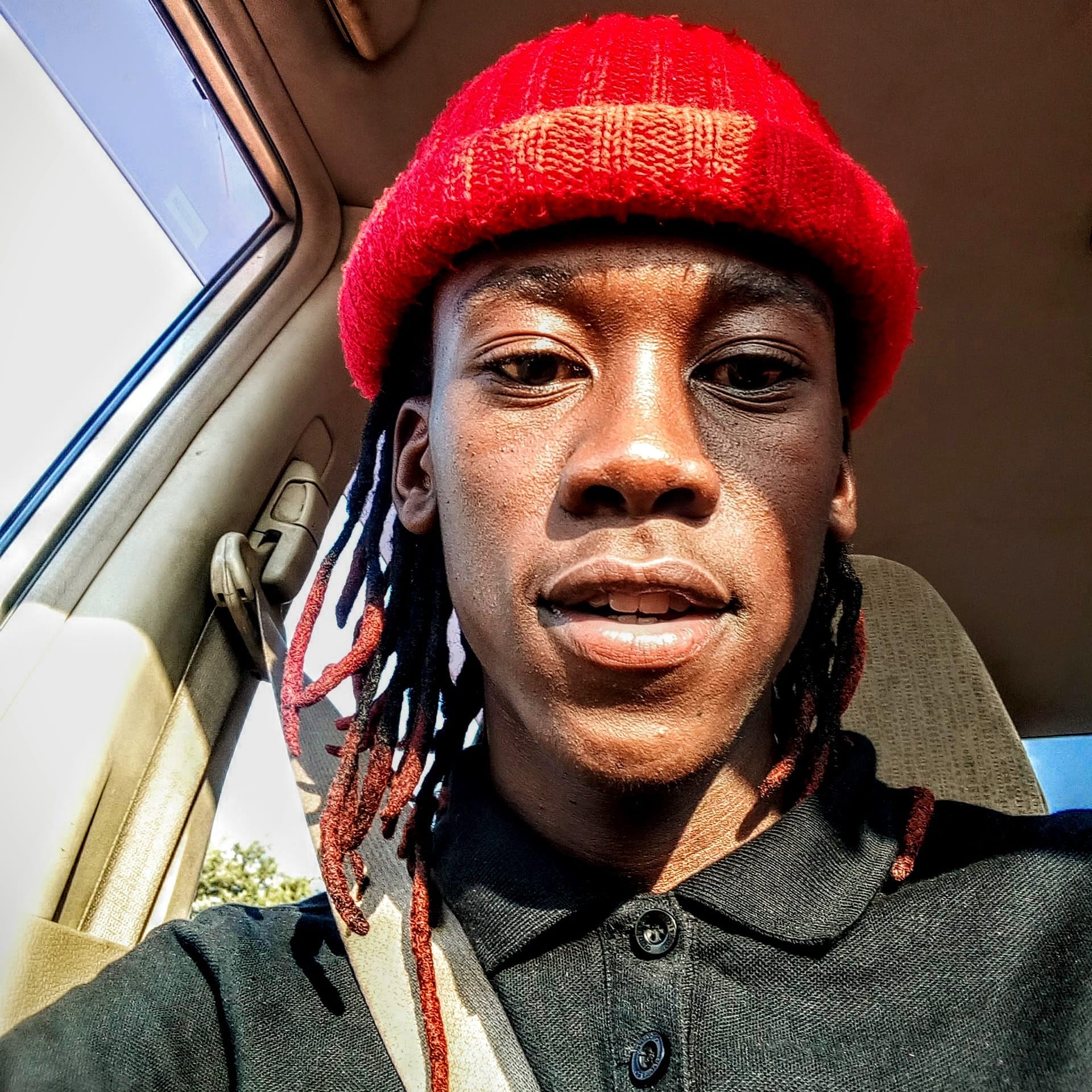 Katlego Gaebolae – Medium