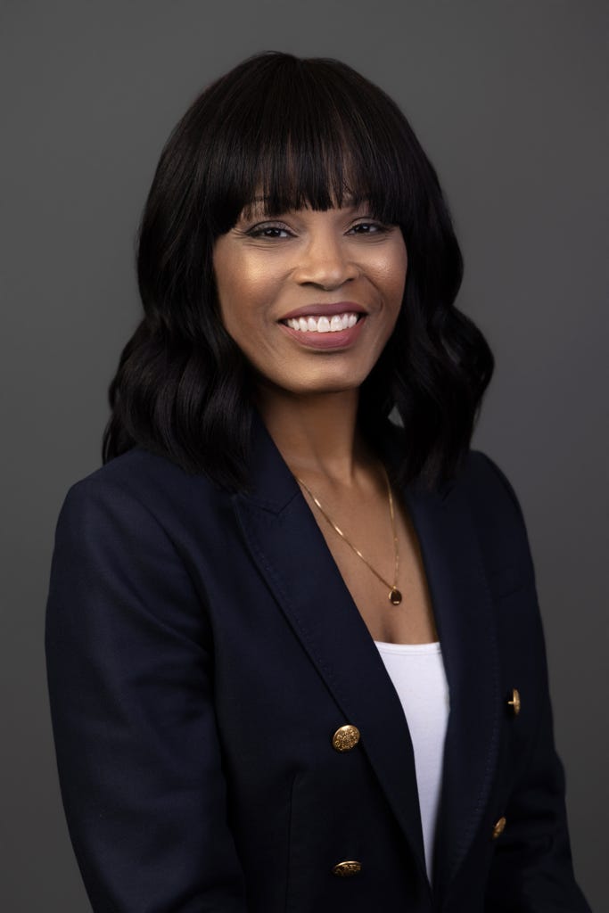Athalia Monae – Medium