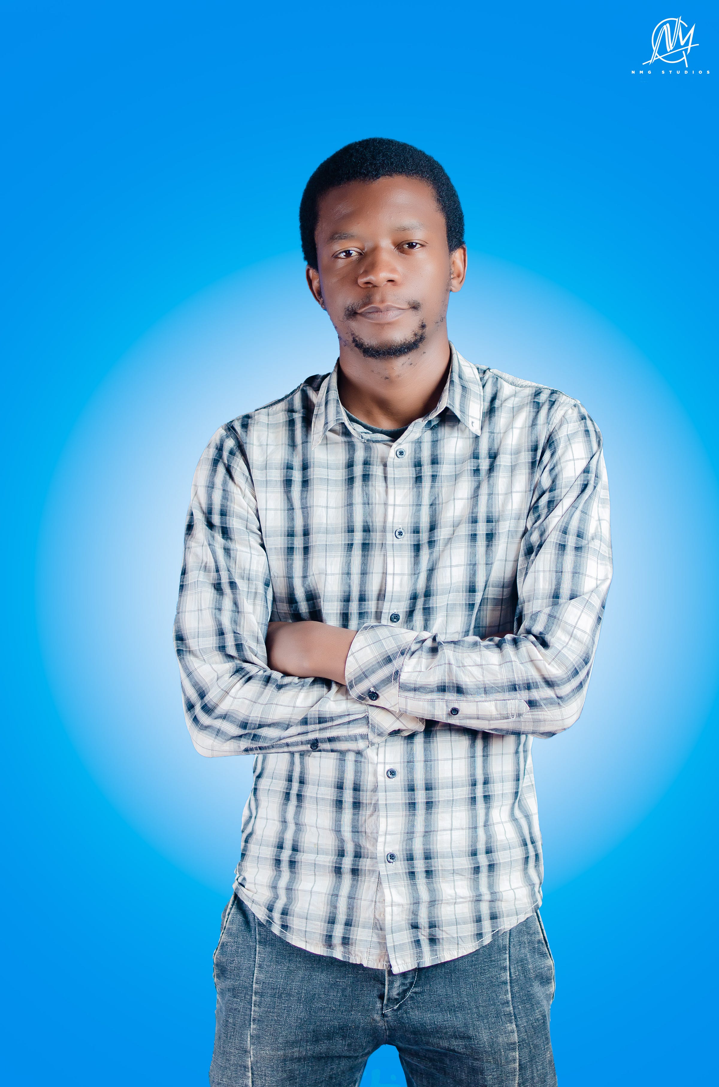 Hastings Kondwani – Medium