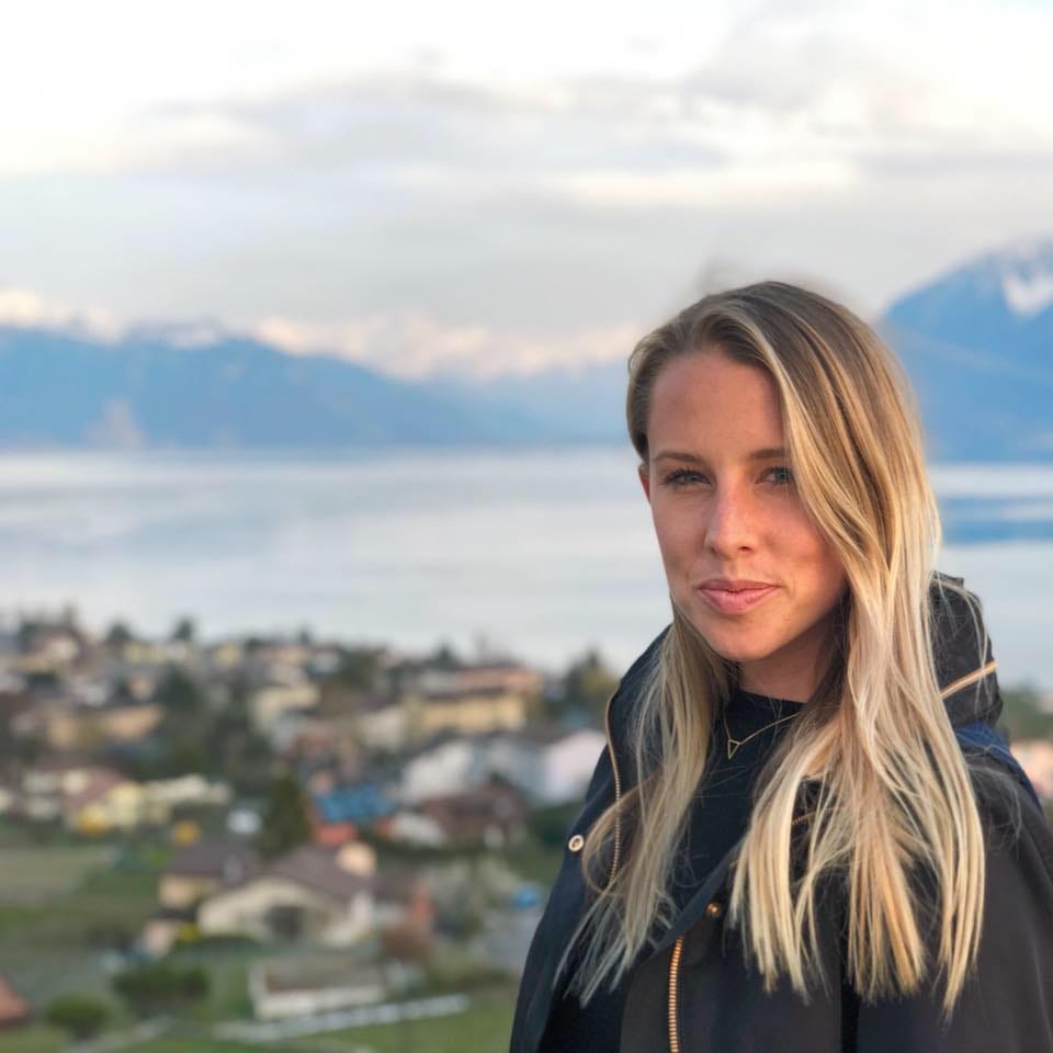 Caroline Field – Medium