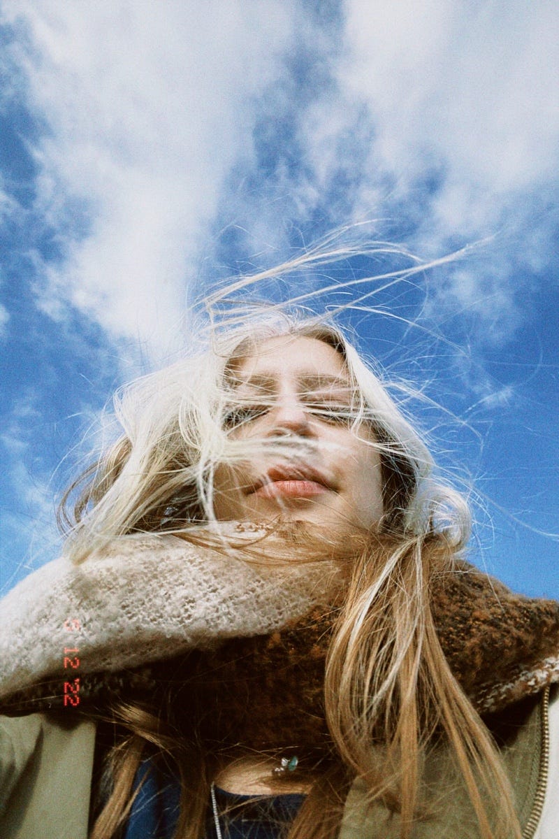 Stephanye Manucci – Medium