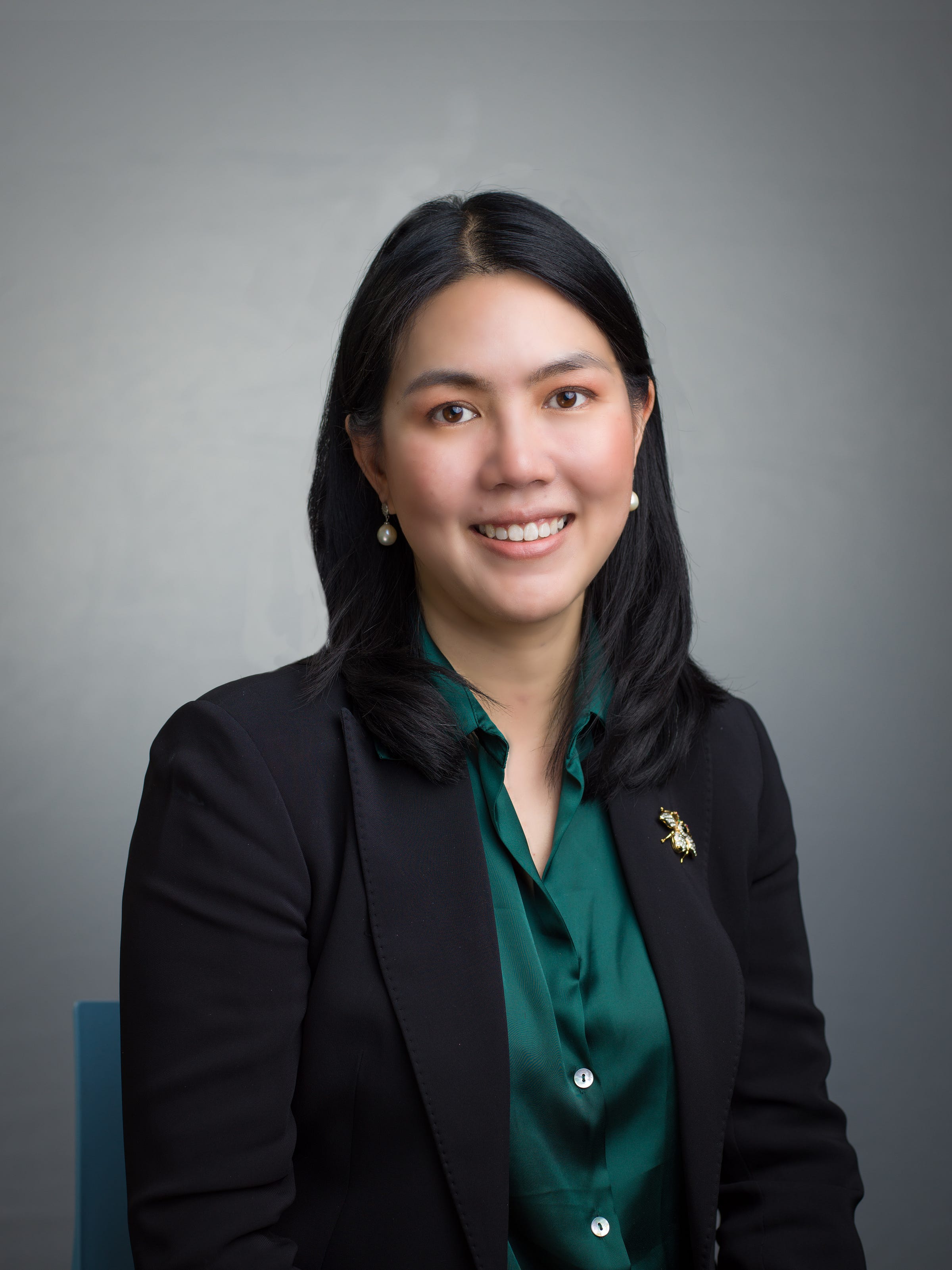 Swisa Pongpech – Medium