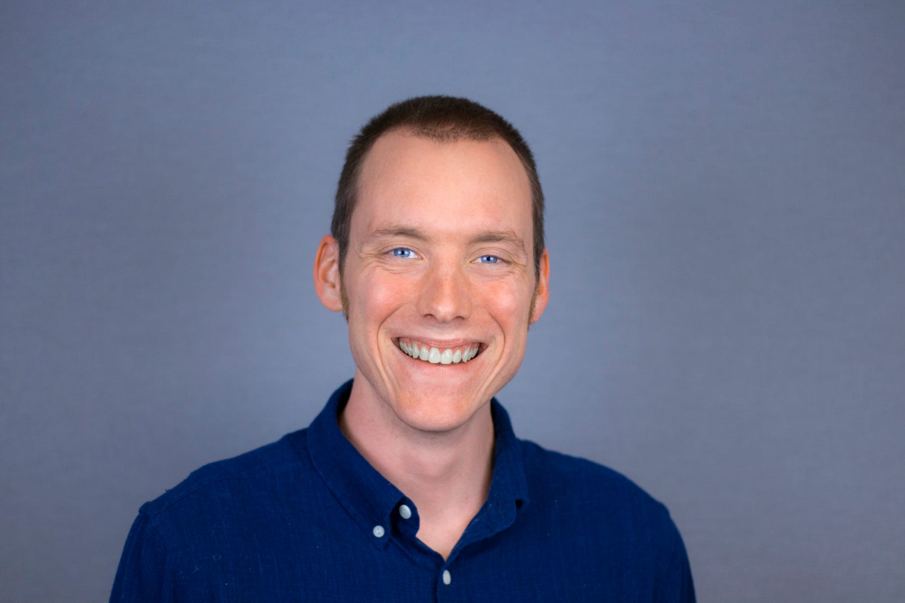 Lucas Moore – Medium