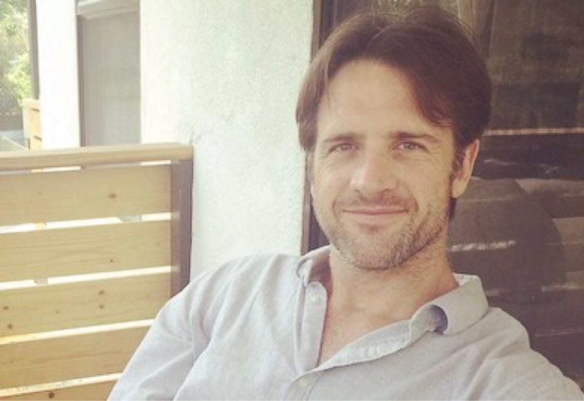 Carter Roy – Medium