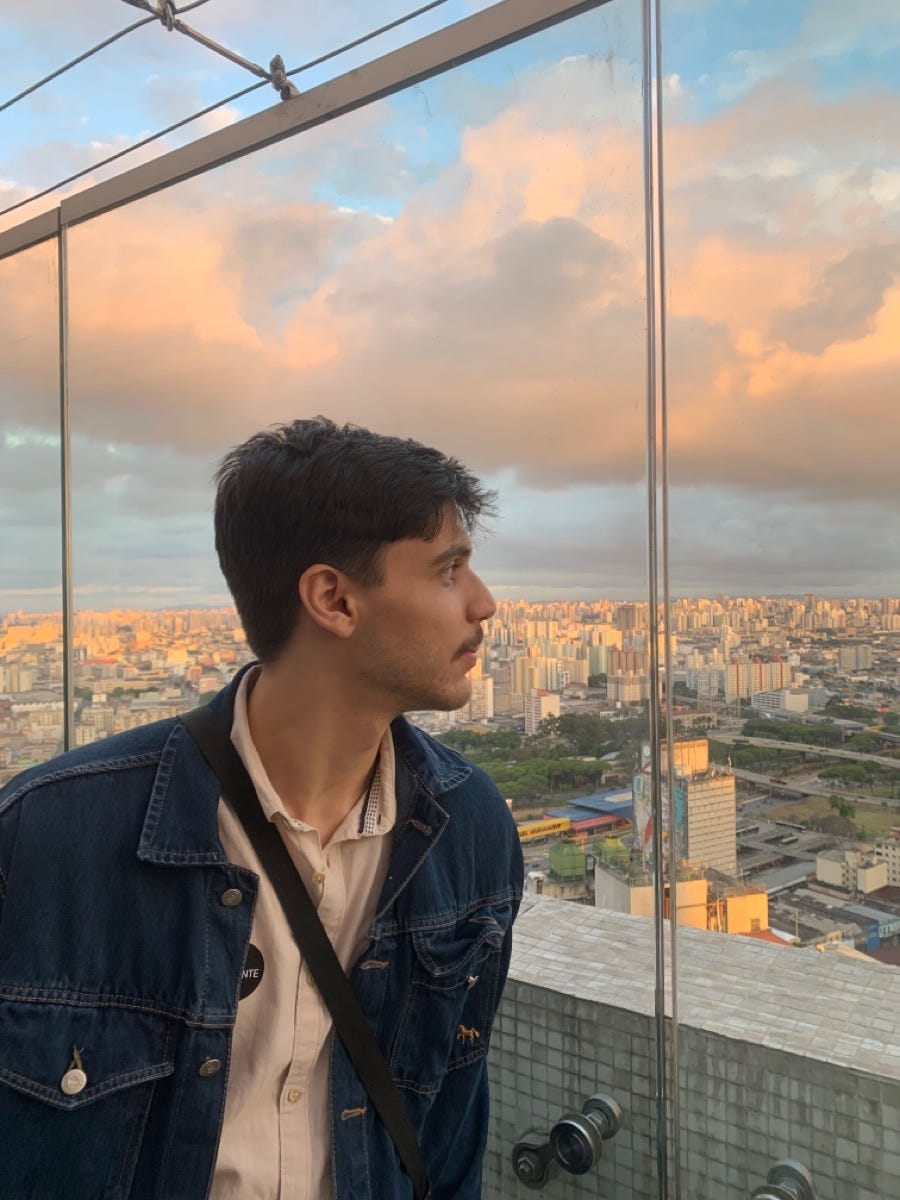 Gustavo Rocha – Medium