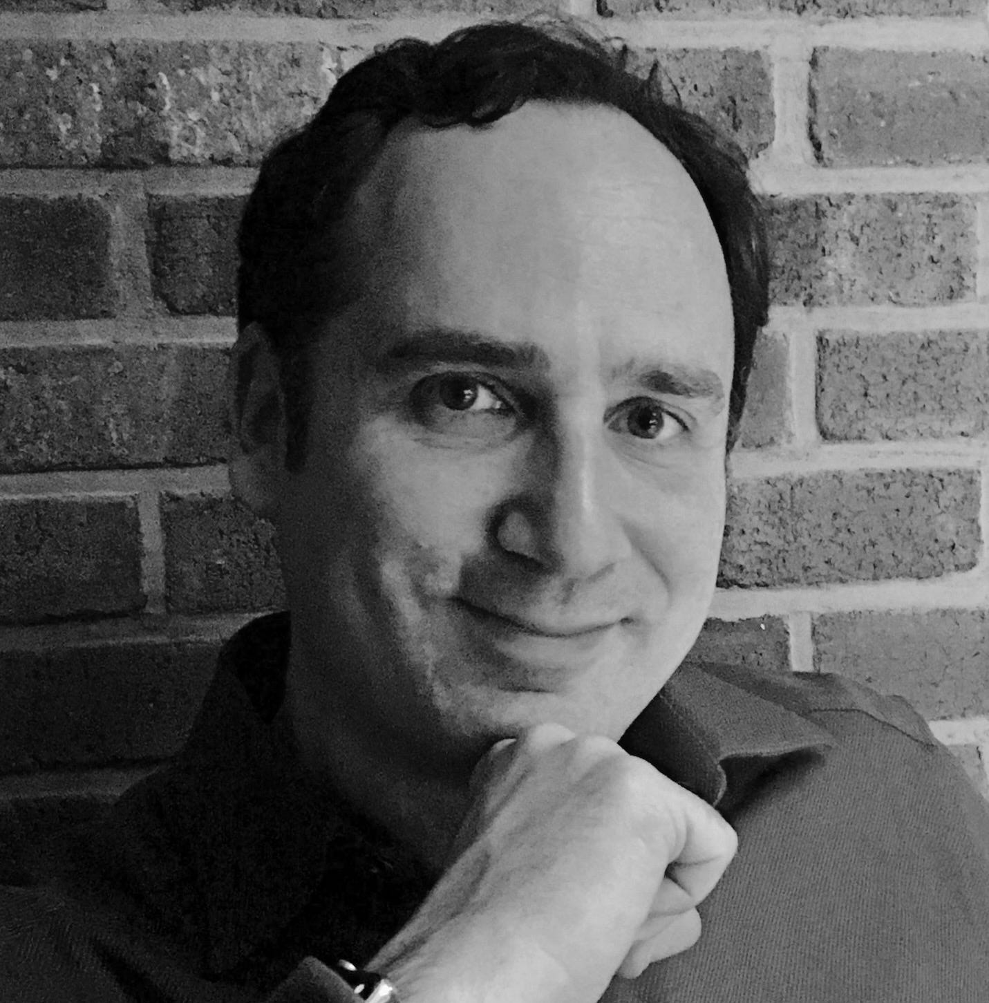 Guy Ardito – Medium