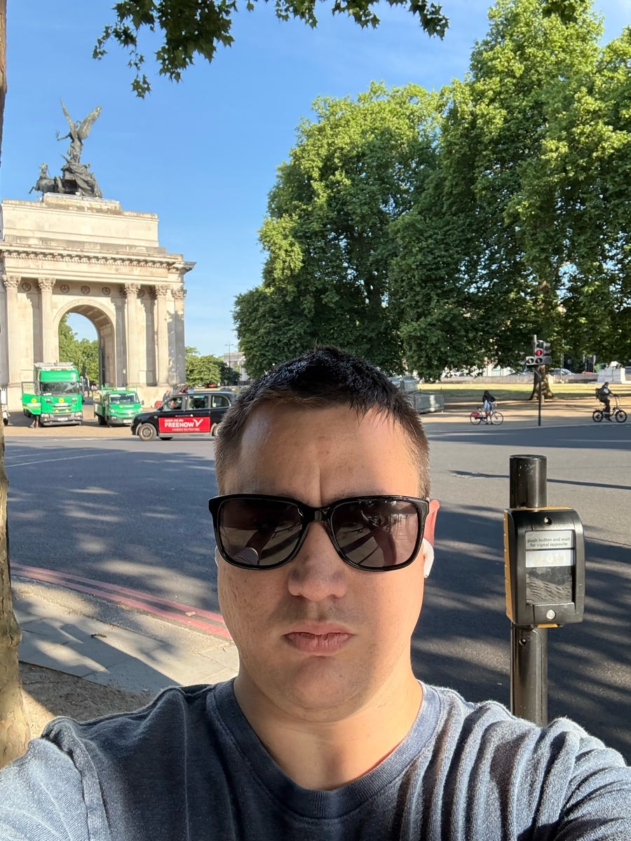 Kevin Wallace – Medium