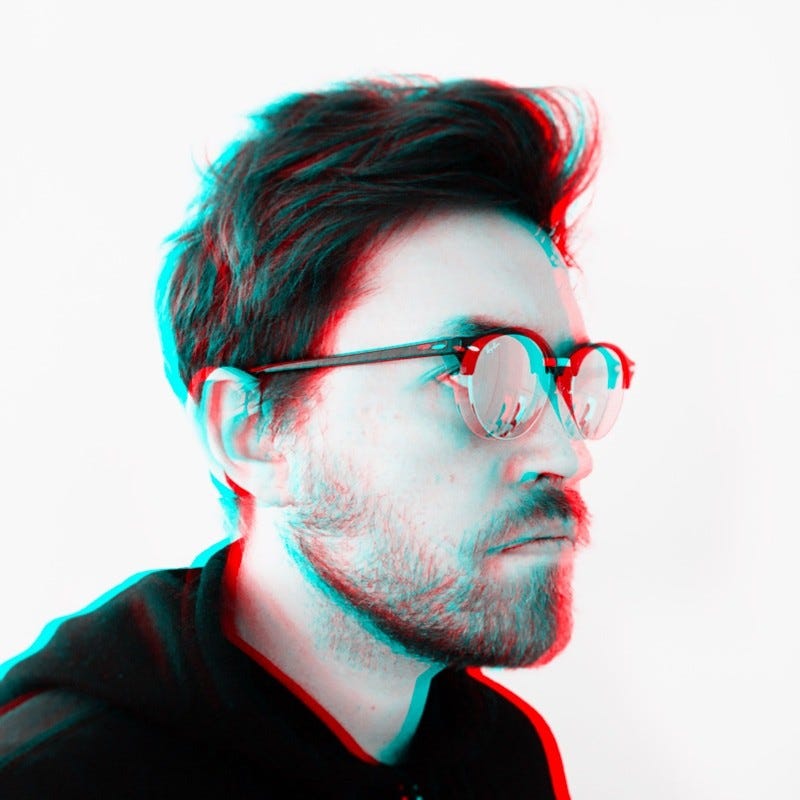 Elliot Rylands – Medium
