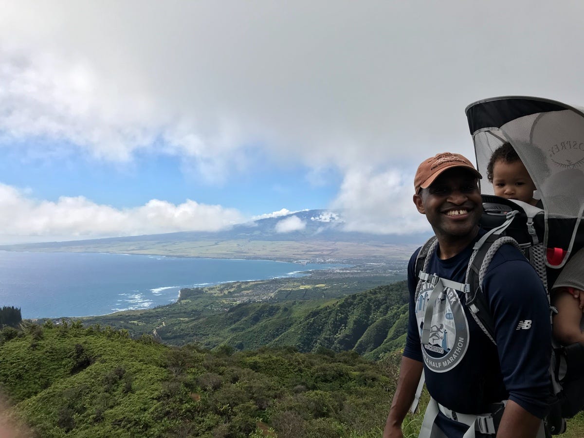 Jonathan Walton – Medium