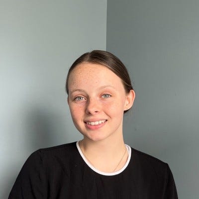 Kelsey Gabhart – Medium