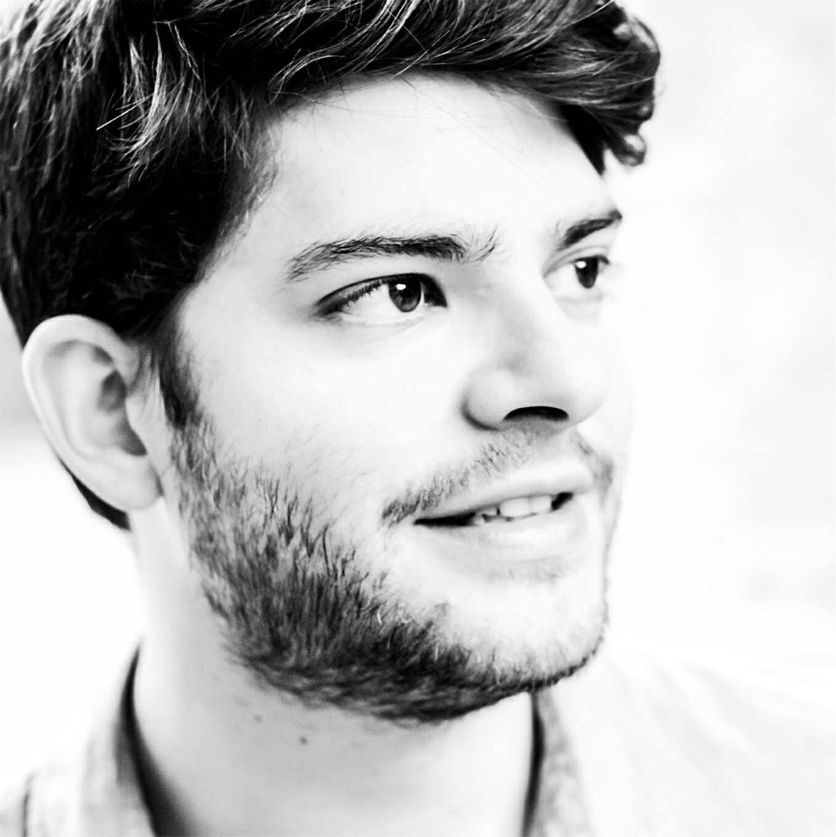 Juan Pablo G.R. – Medium