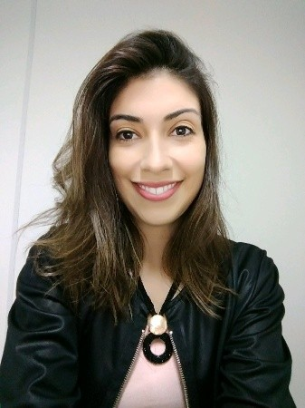 Sheilla Gomes – Medium