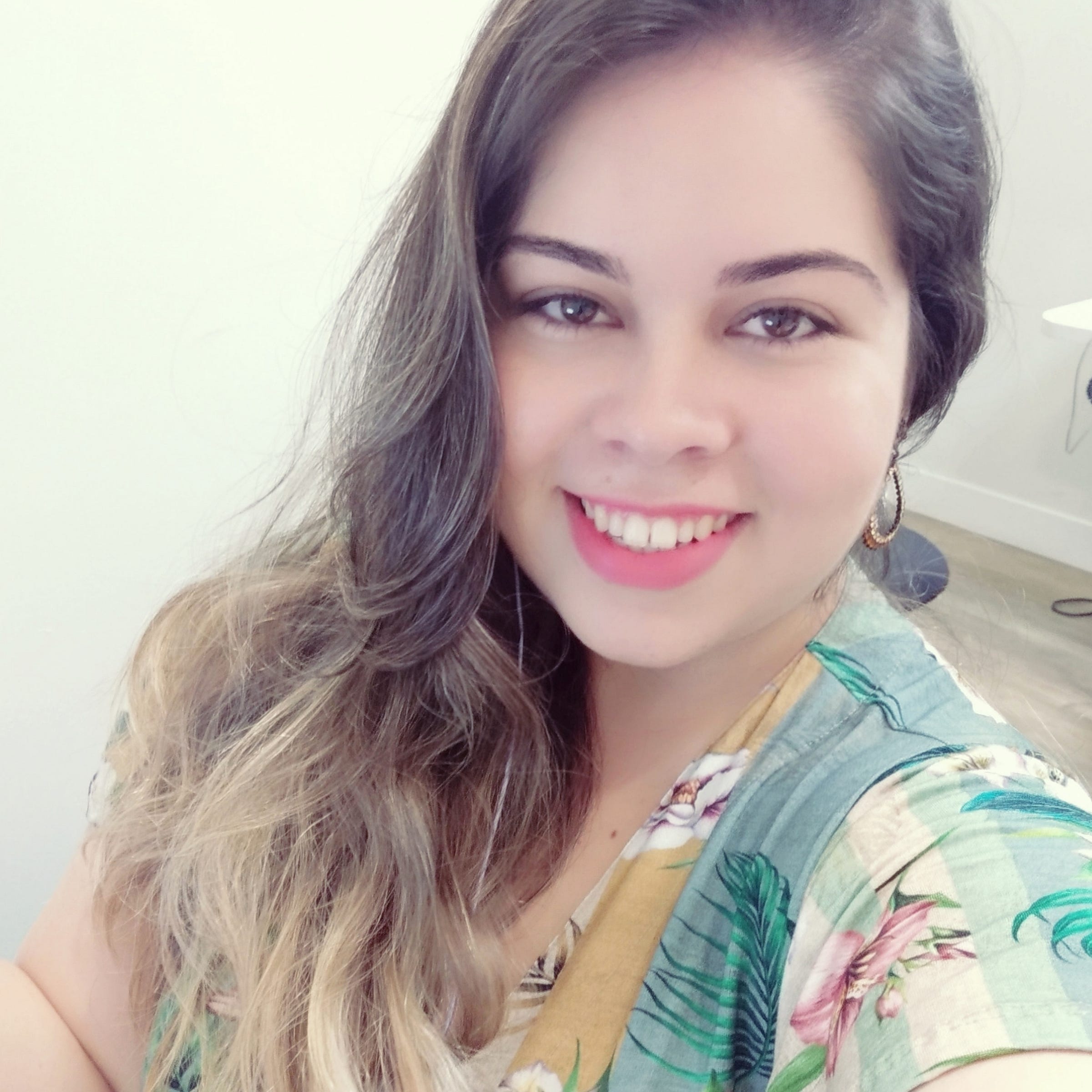 Natália Reis – Medium