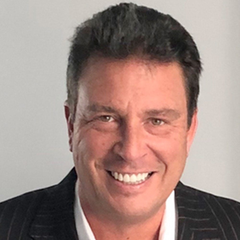 Greg Englesbe – Medium