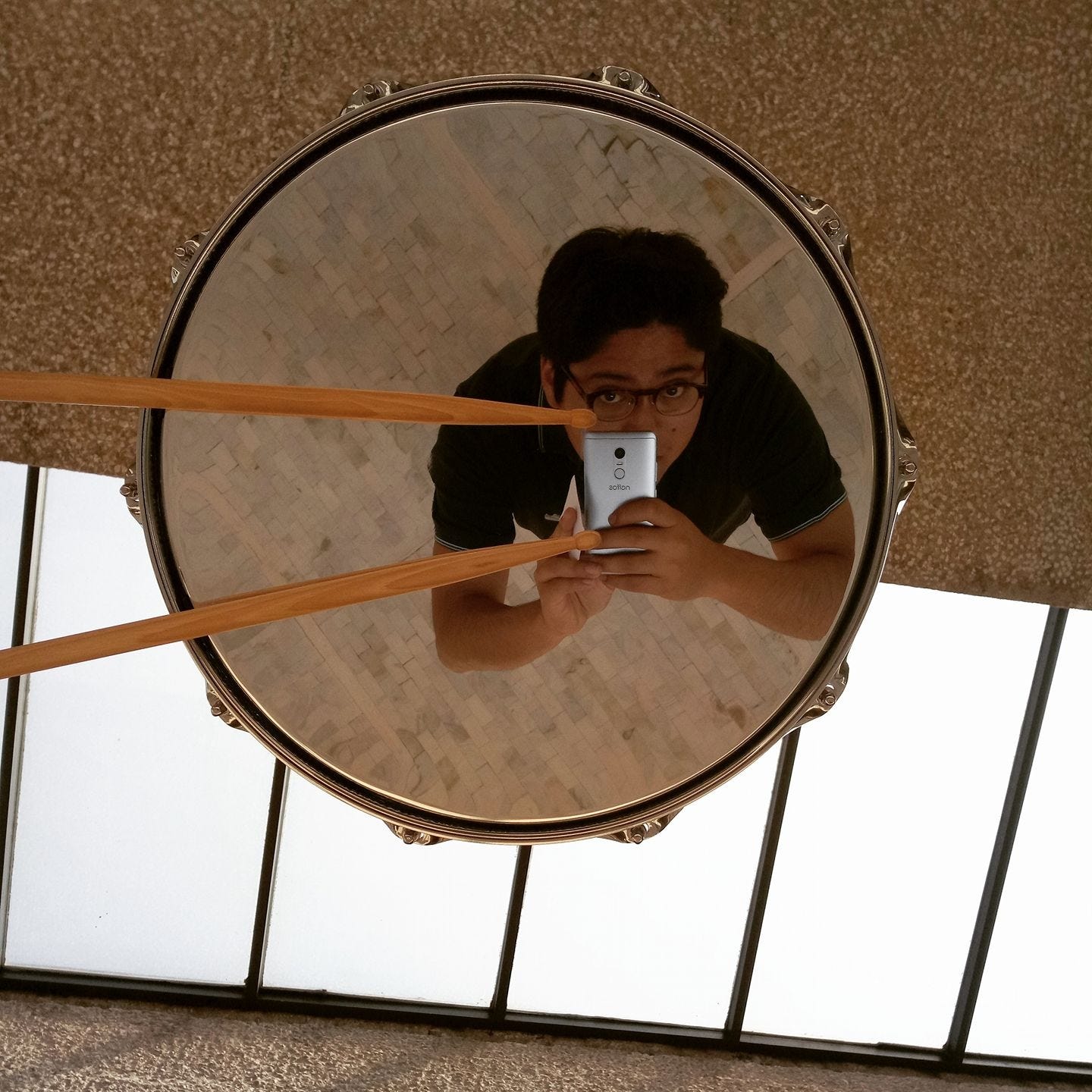 Alan Daniel Mosqueda – Medium