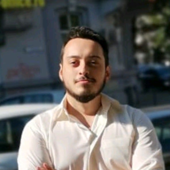 Mahmoud Hamdan – Medium