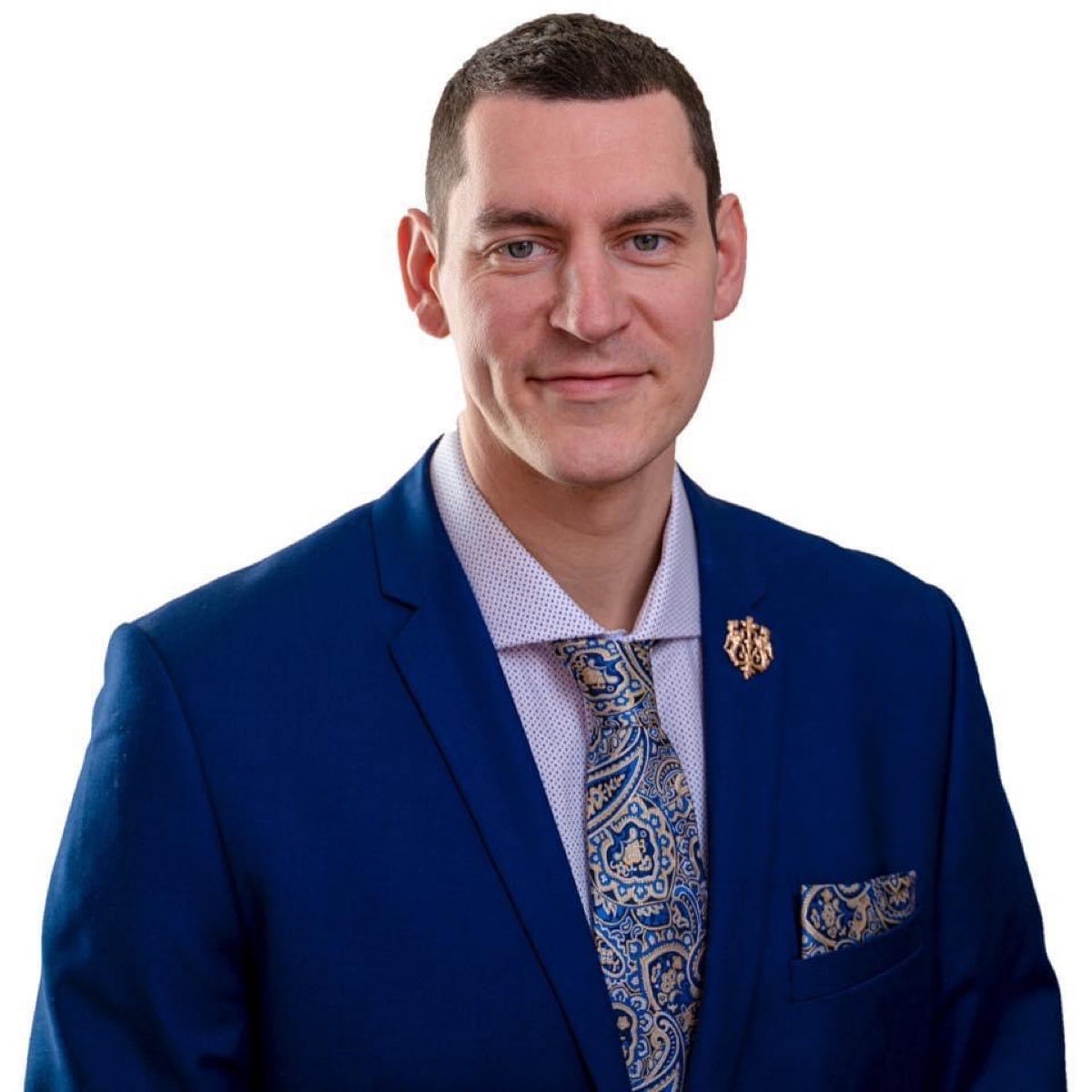 Patrick Manifold – Medium