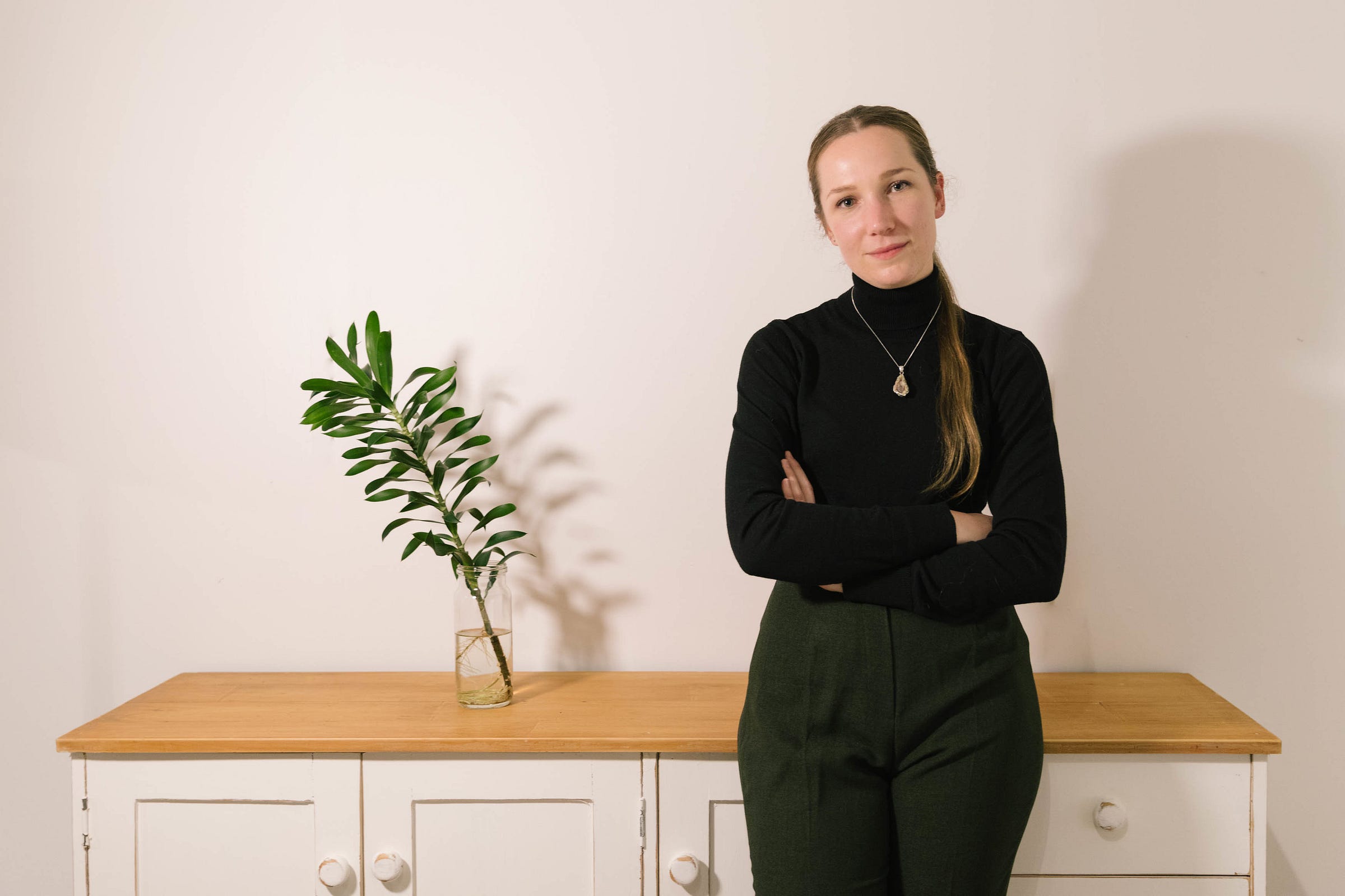 Madeline Woolway – Medium