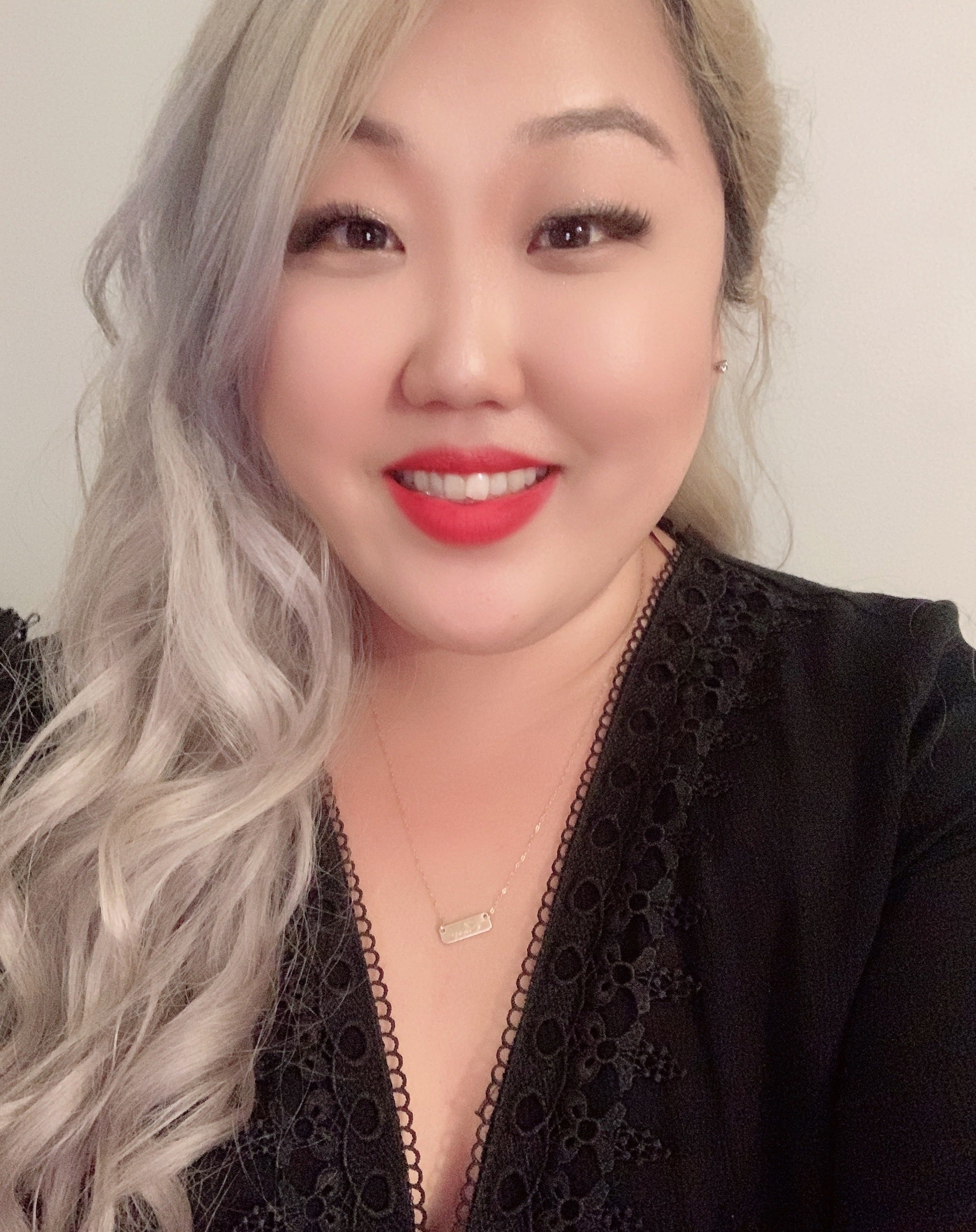 Jin Lee – Medium