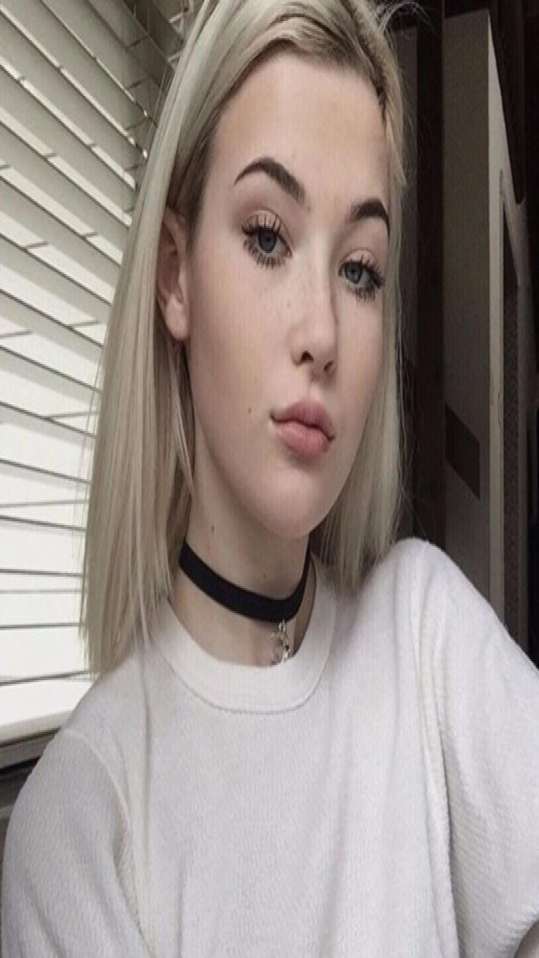 mihclarissa jxrmeredith ggpvivian – Medium